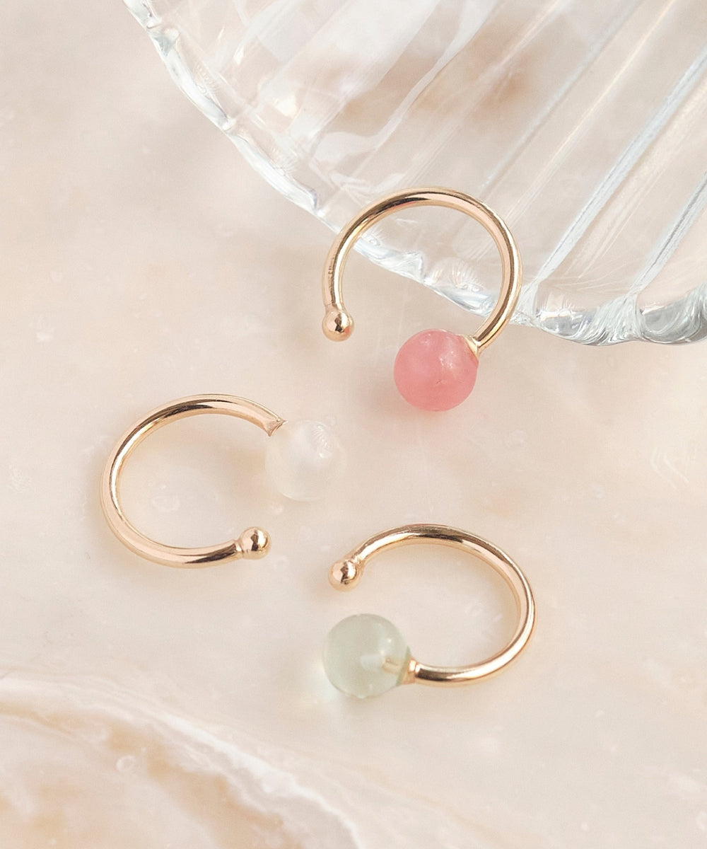 【Phoebe/フィービィー】【K14GF】ラウンドナチュラルストーンイヤーカフ – JEWEL ADDICT